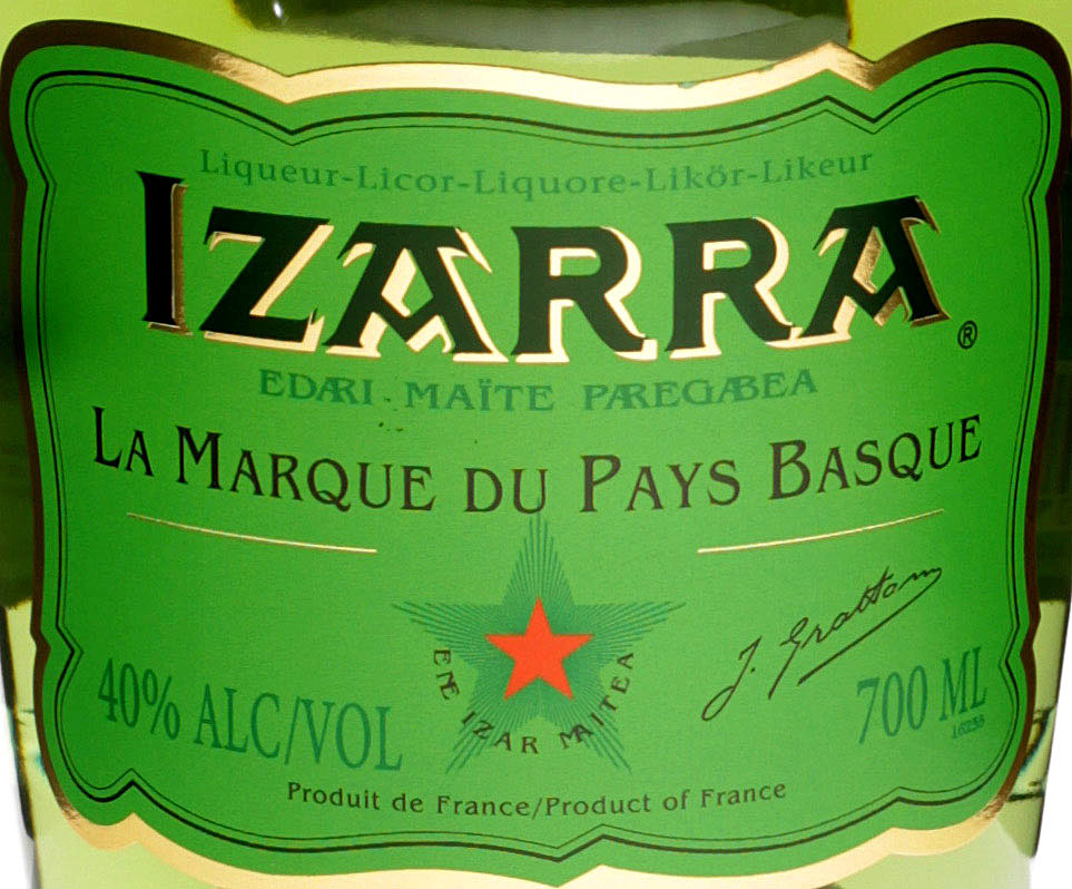 Izarra Vert grüner Likör mit 0,7 L aus Frankreich